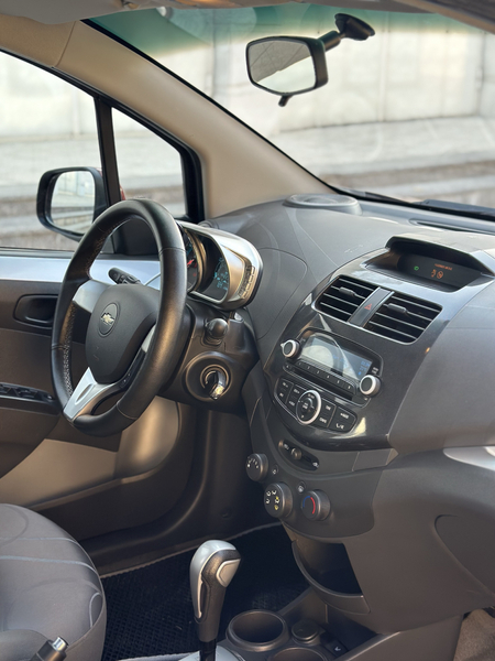 Spark sotiladi 44000 km Aftamat 4 pazisya yevro