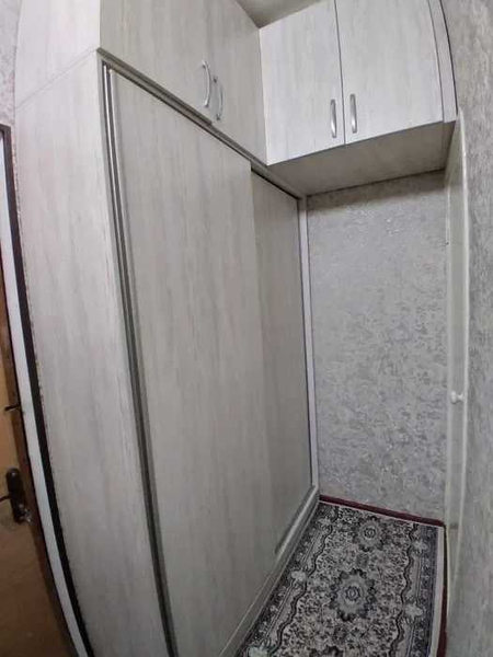 Продается 1/2/4\ 30м2 \ Кв Рядом спорт товар до Метро (Новза ) 5 мин