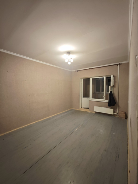 Продаётся 2/3/4 Паркентский 77-серия  (отличная планировка) 60м2