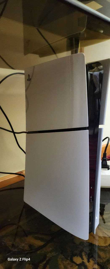 Продаю Playstation 5 slim с дисководом