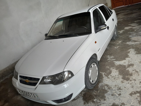 NEXIA2 1.6 L 2010