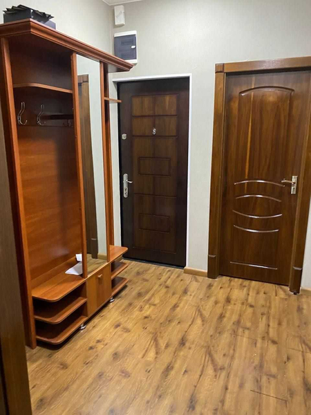 Аренда квартиры на Максим Горький 3/1/5 ID:KM292