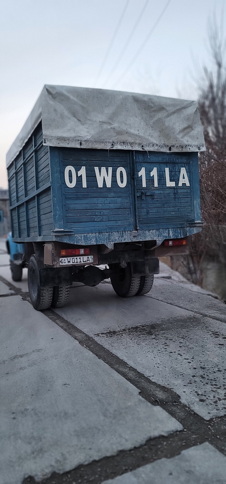 Zil 138 dotiladi