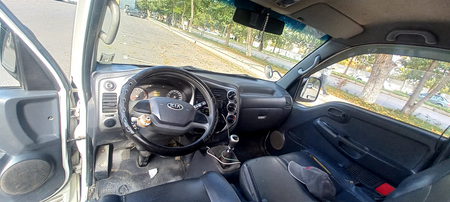 Kia bongo 3 sotiladi