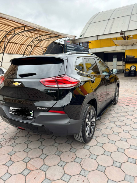 Tracker 2 premier 2023 yil 16500 probeg