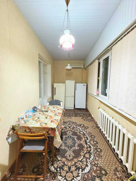Сдается в аренду  квартира 3/3/4.  Мирабадский район. Голубые купола.