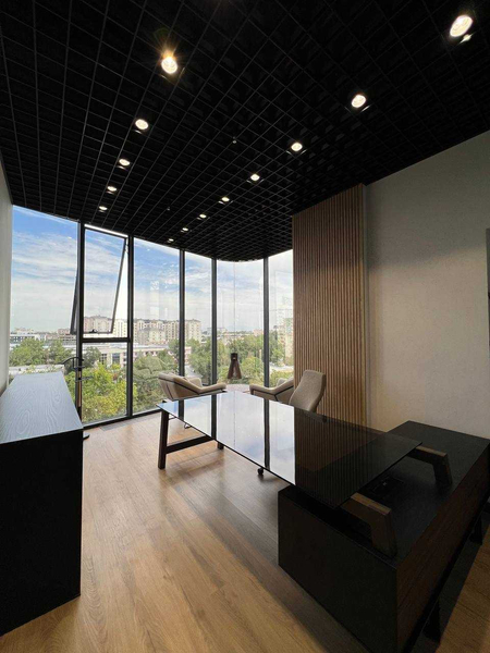 Аренда офиса в БЦ Dim Tower Алайский Прохинкали 150 м2, (7144)