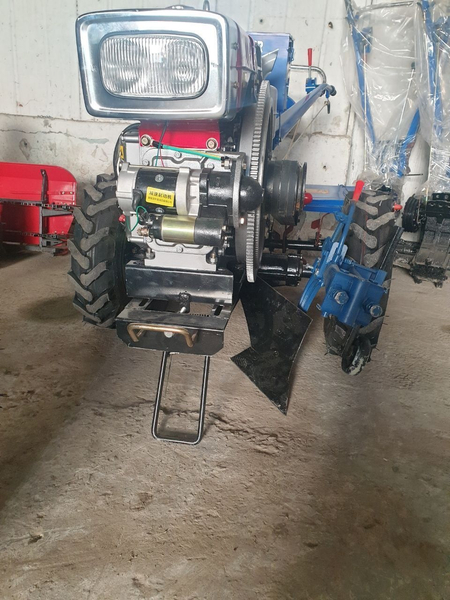 зубр потолок 1100, motoblok zubr 1100