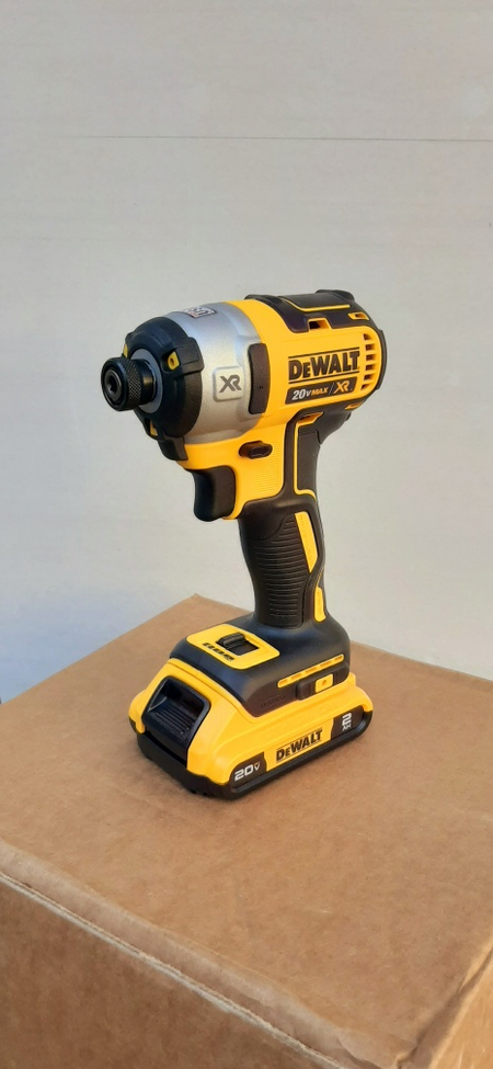 Dewalt impact 887