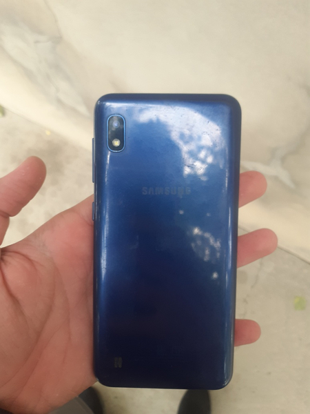 Samsung A10 tel sotiladi