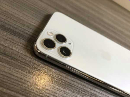 Iphone 11pro ideal faqat obmen