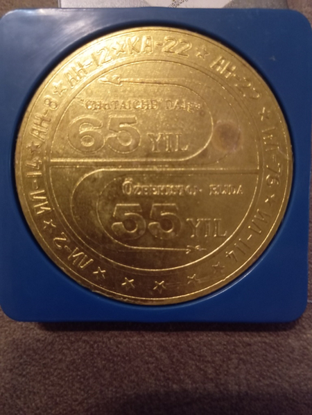 Медали , значки продам