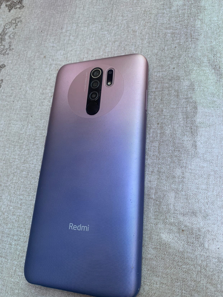 Redmi 9  4/64 gb