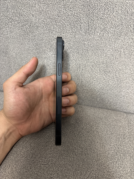 iPhone 14 Plus 128 gb (e-sim)