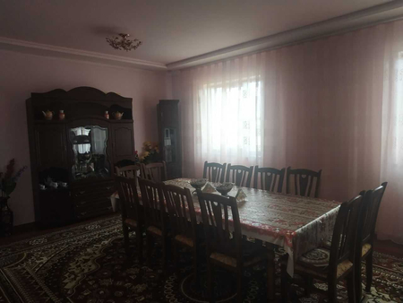 Продается участок 6  сотых или обмен на квартиру. В М. Улугбеке с допл