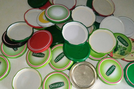 Продам. Крышки в отличном состоянии.