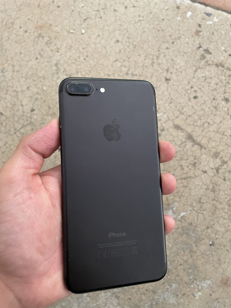 iPhone 7 plus 32 GB