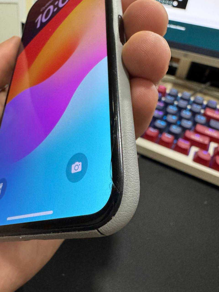 iphone 11 pro 64gb (orqa krishka singan)