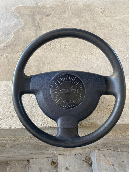 Lacetti rul sotiladi