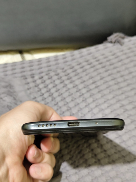 Продаю смартфон Xiaomi Redmi 10c 4/128 в хорошем состоянии