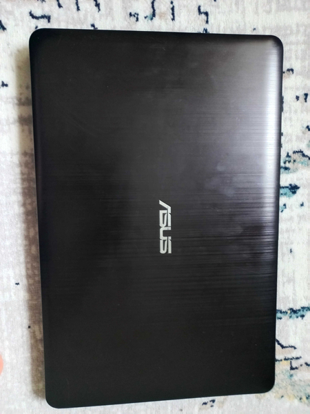 Noutbuk Intel(R) Celeron(R) CPU N3050