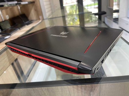 Acer PREDATOR HELIOS 300 Intel CORE i7-17700HQ 8гб, 240ssd