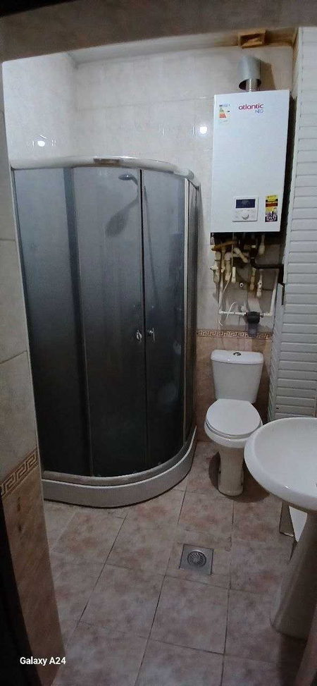 Arenda srochna 1 hona Qizlarga Ayolarga