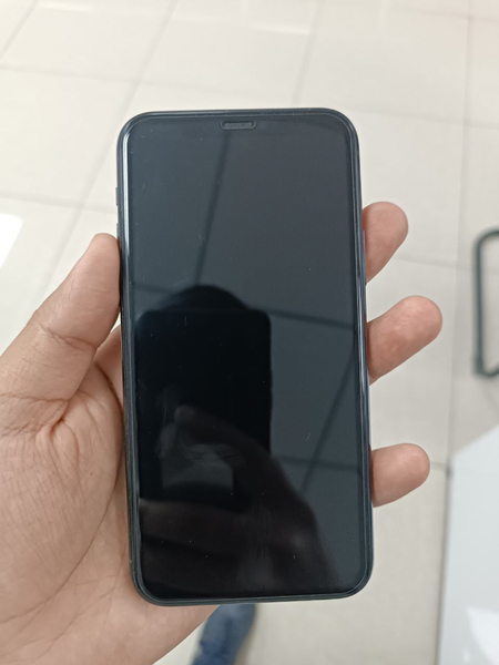 iPhone 11 pro sotiladi