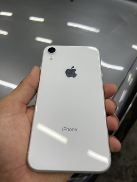 Iphone Xr 77% 64 talik