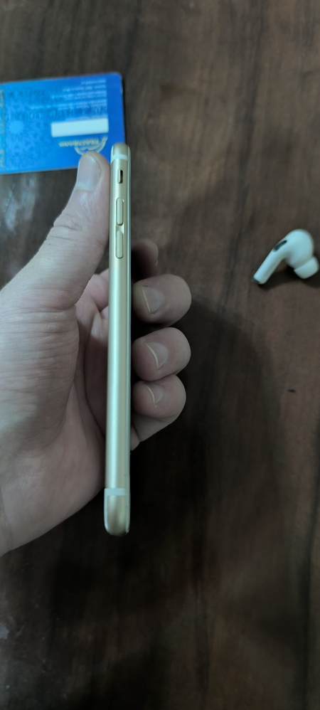 iPhone 6s 32 gb holati zor ishlab turgan telefon