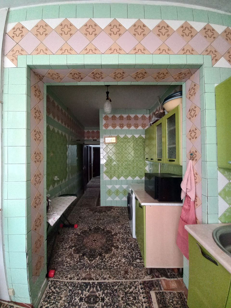 Продам 3 комнатную квартиру в Алмазарском районе