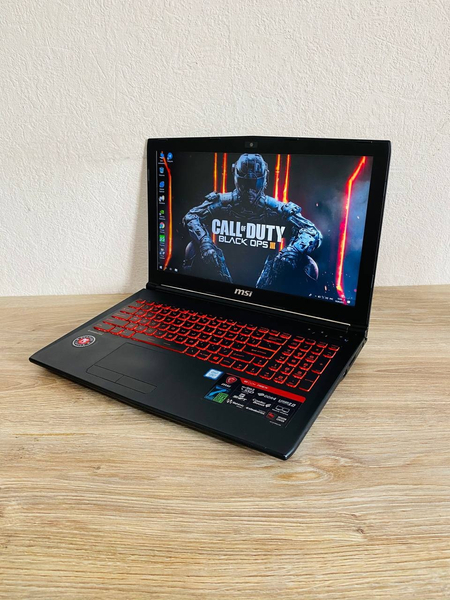 Продам в как новом Состоянии Геймерский ноутбук MSI GL62M 7REX.