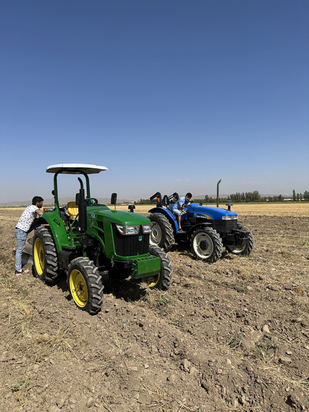 Traktor MIK 504 , John Deere 50 ot kuchi