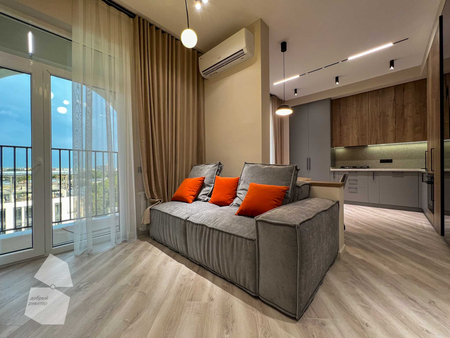 (Добрый) NRG Mirzo Ulugbek, 42 м², 1/8/11, Яркая студия
