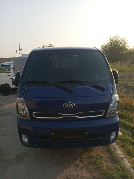 KIA bongo 3 zavatskoy prapan