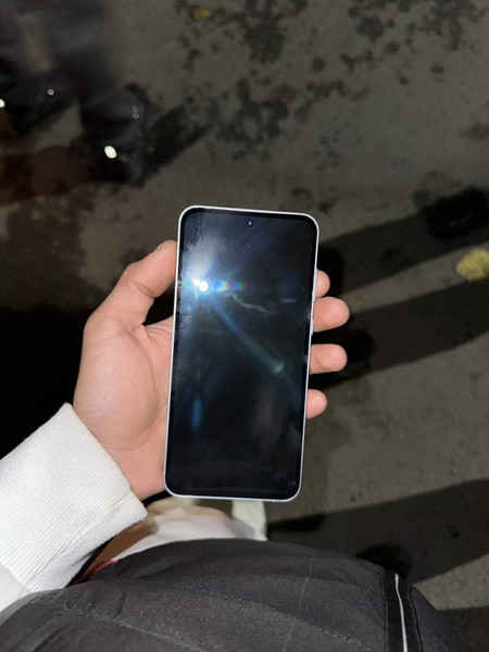 Samsung A55 5g 256 yengi