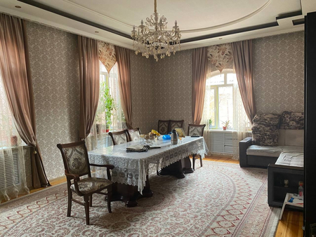 Продается дом в Юнусобадском районе, Хасанбой, махалля Ахраробод.