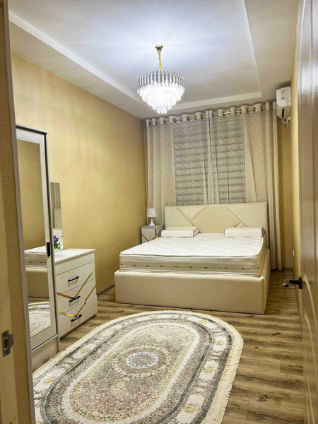 Продается укомплектованная квартира в новостройке! 2/2/5. М. Шахристан