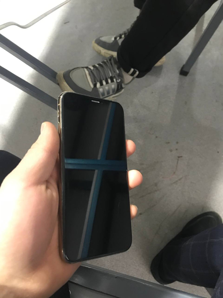 Iphone xs holati zor