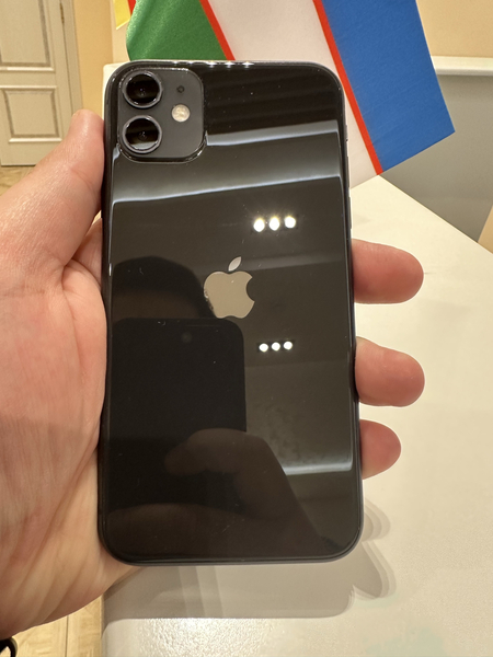 Iphone 11 64gb LLA sotiladi faqat naxd