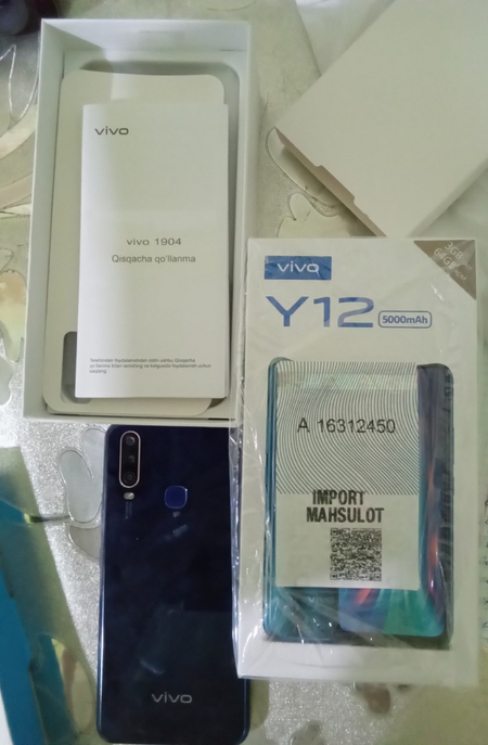 Vivo y12 Telefon