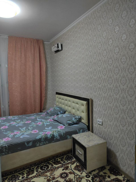Срочно продаётся квартира, город Чирчик. 2 х ком десятом микрорайоне