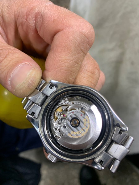 Продам часы Breitling Colt Automatic
