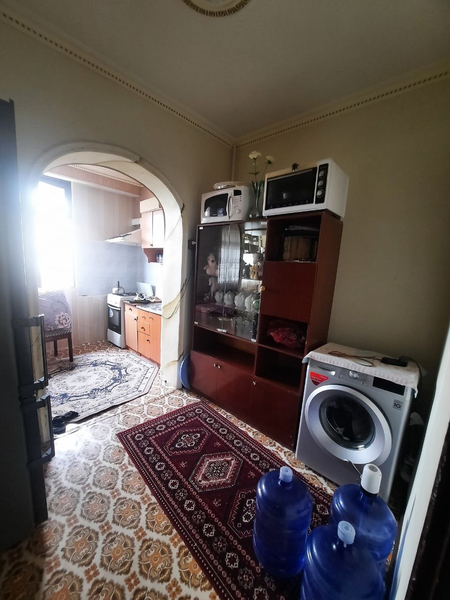 3xonalik 3-qavatda 6metrlik balkon