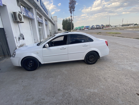 Ласетти 1.8 автомат срочно