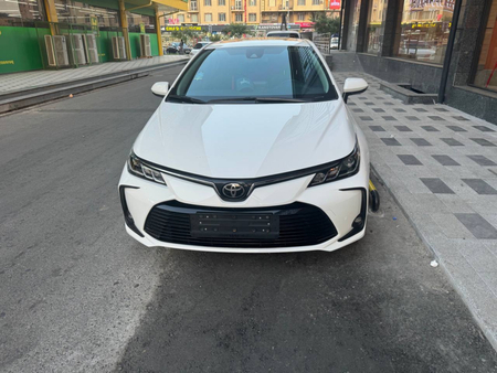 TOYOTA COROLLA. 1.2 турбина. Full позиция