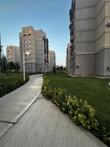 Ijaraga beriladi oqtepa sohil boyida 1 hona intizomli insonlarga