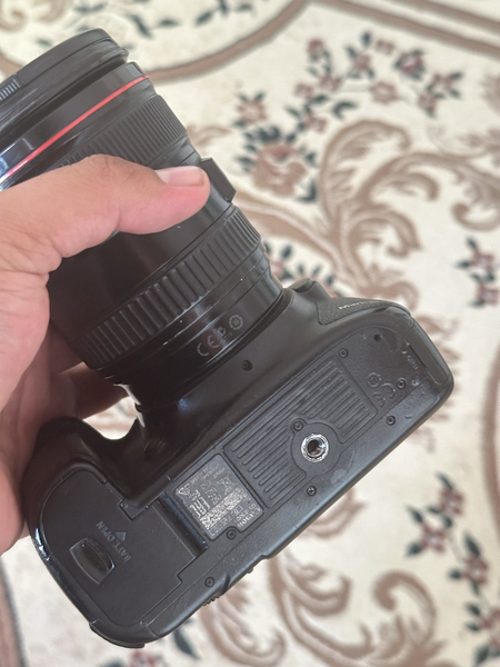 Canon 5D mark 3 sotiladi