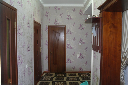55/24-санлы уй Базар Саат бетте 4 этажда 3 ханалы 74 кв.м ийе болган у