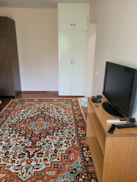 Сдается 1 ком.квартира на массиве Академ.Городок
